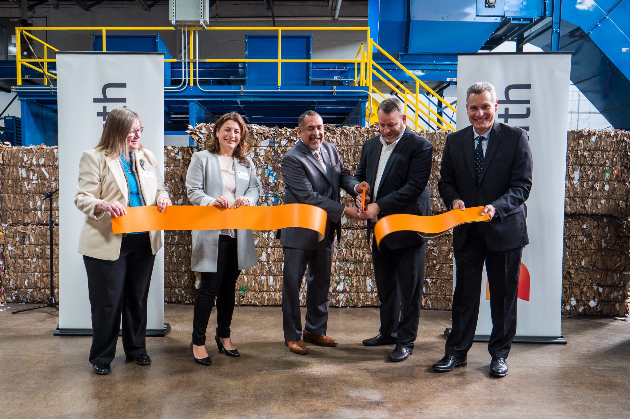Global Packaging Leader DS Smith Opens Its First U.S. Recycling Plant ...