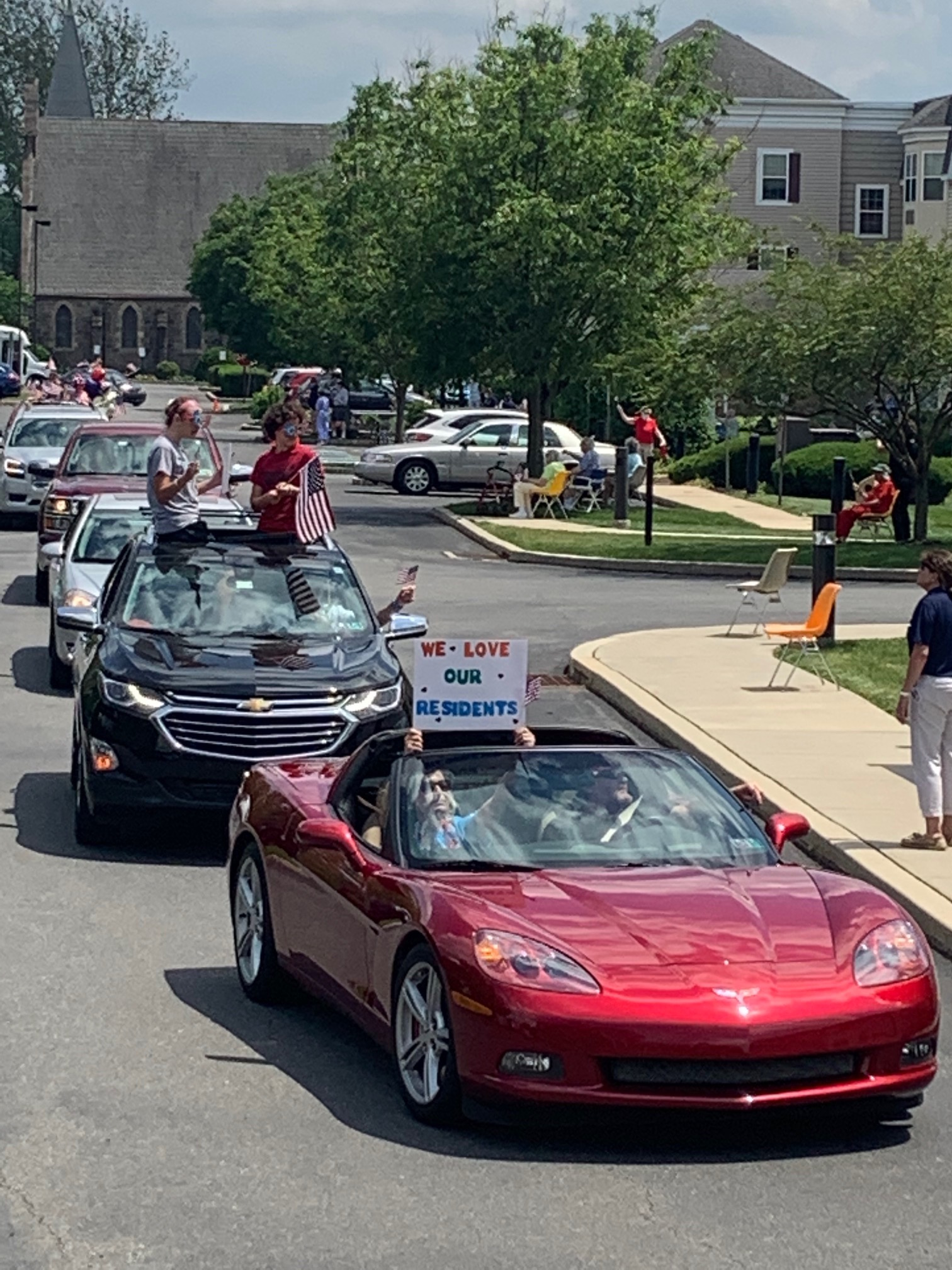 Car Parade Honors Residents of Retirement Community in Douglassville - BCTV