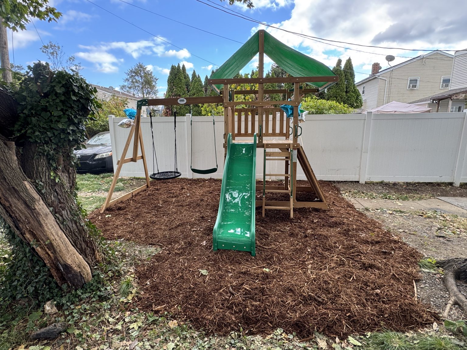 Discovery FCU Team Builds Playset for Local Child Fighting Cancer - BCTV